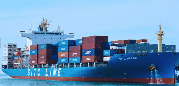 중국 선사 SITC, 1800TEU급 2척 추가 발주...황하이조선에